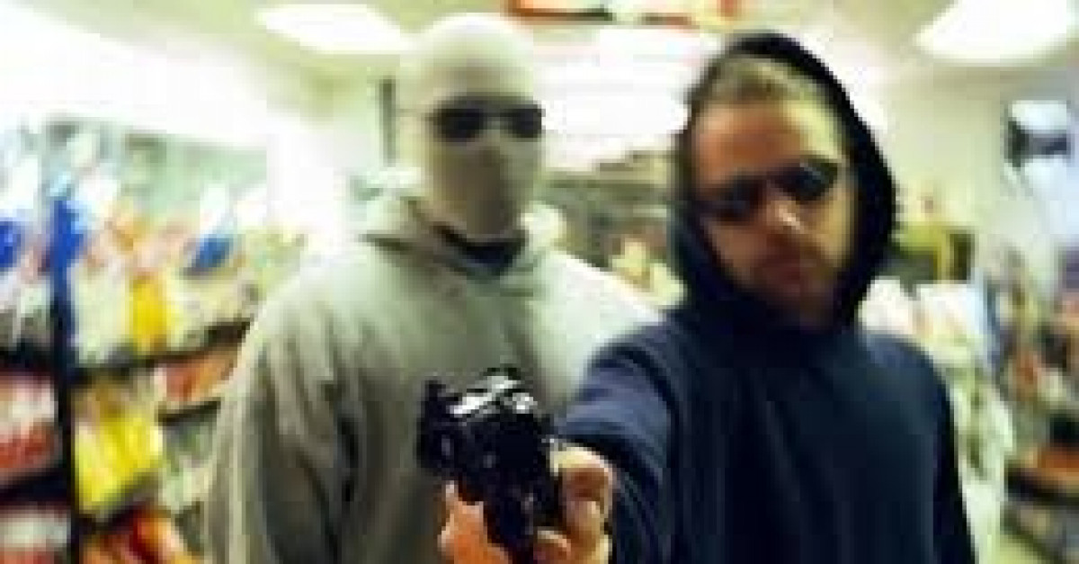 Цуврал дээрмийн ”эзэн” цагдаагийн төлөөлөгч байжээ